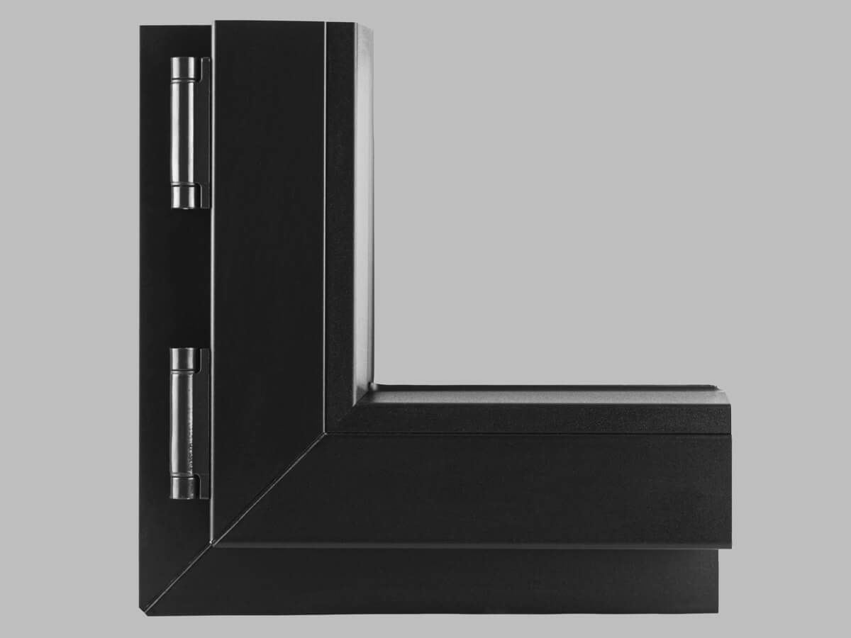 Set of 2 PVC corner samples: Aluplast Ideal 4000 & Salamander Bluevolution 82 – debesto